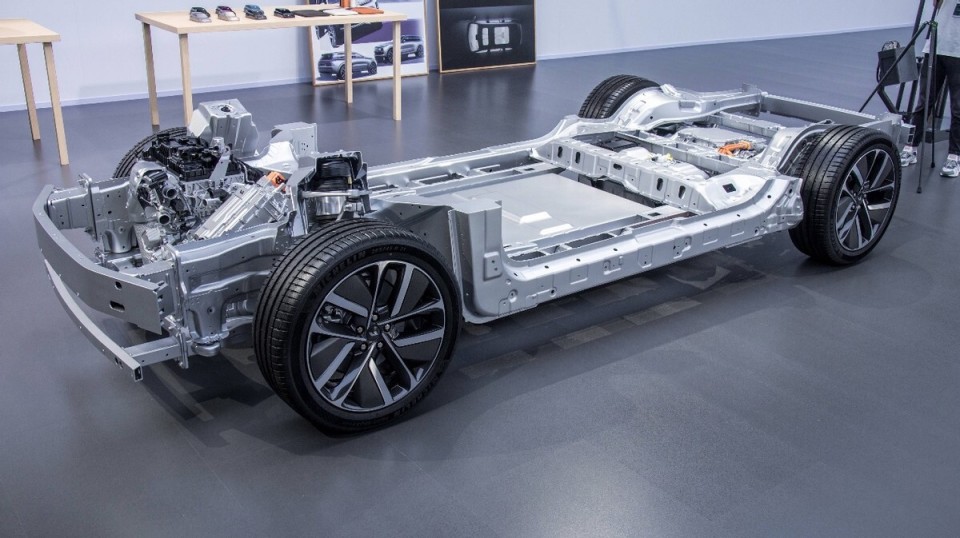 电车销量占比已超34%，“要么油车、要么电车”的含金量还在提升？_腾讯新闻