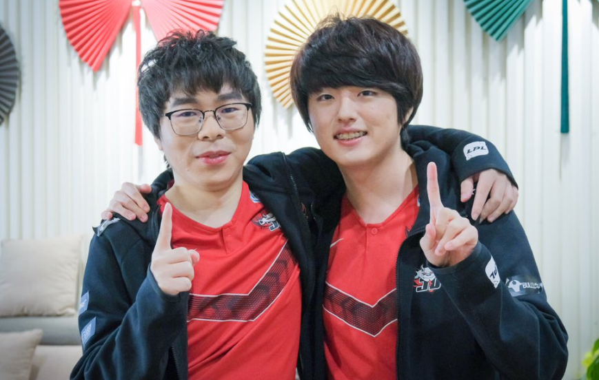 JDG建队元老LokeN宣布退役，在役期间两度身体不适_腾讯新闻