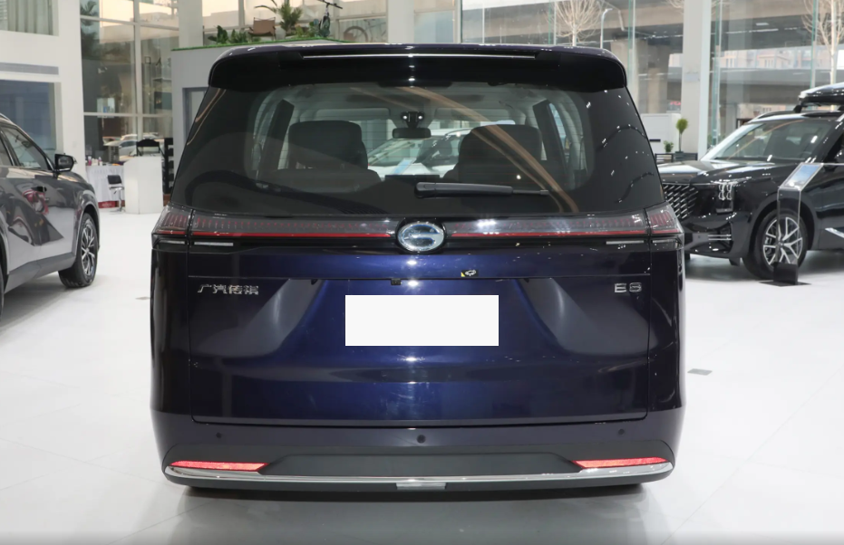 广汽造了一辆豪华MPV！不充电续航1100km，15万级很有实力_腾讯新闻