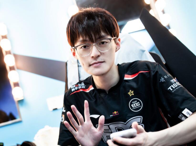 EDG管理層又改口了，沒找到合適人選，FOFO合約延續到2024年 - 新浪香港