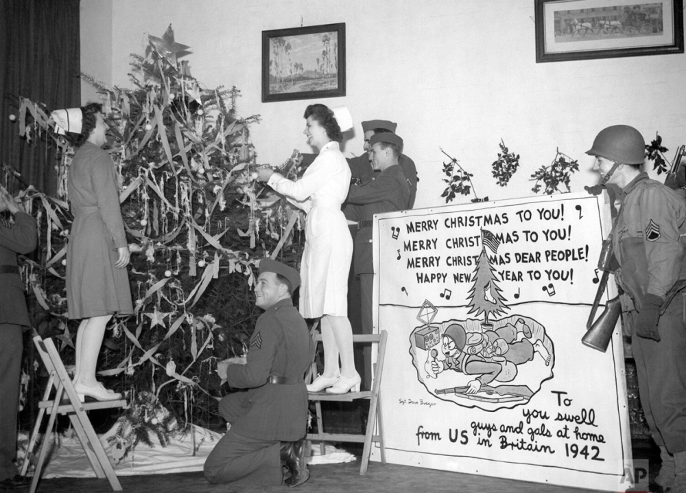 二战美国人怎么过圣诞？后方民众节衣缩食，前线官兵火鸡大餐_腾讯新闻