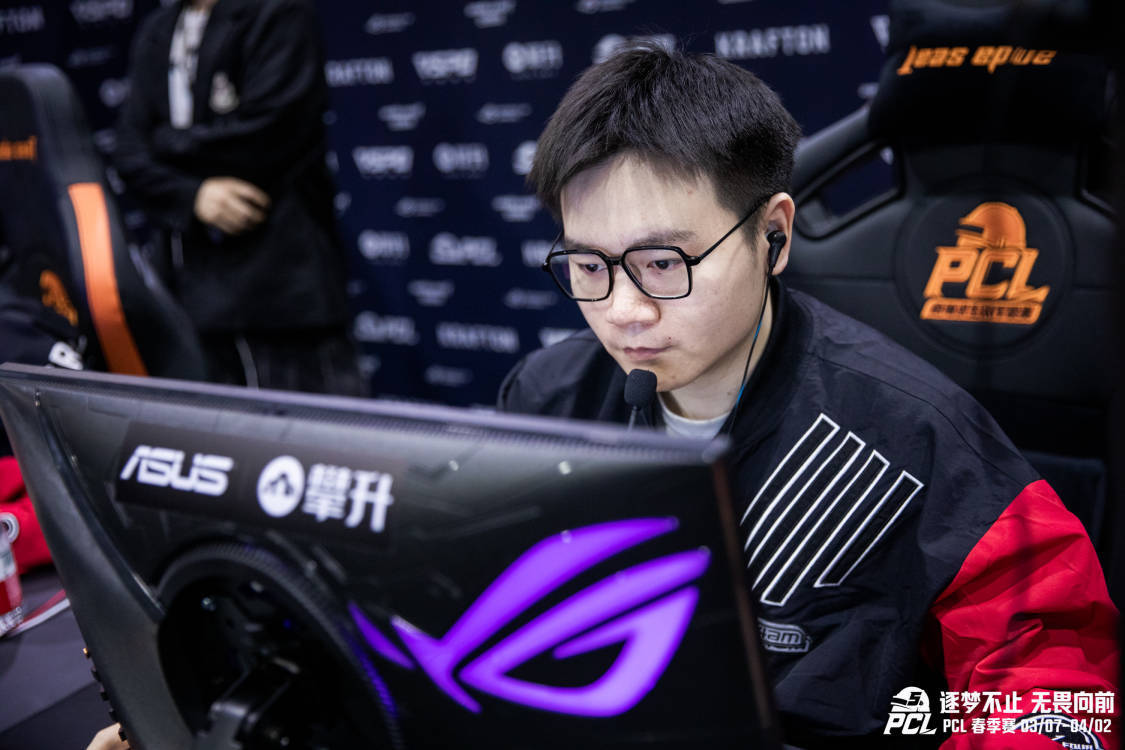 NH季后赛领先15分，明明斩获周MVP，4AM和PeRo的评价虚高了？