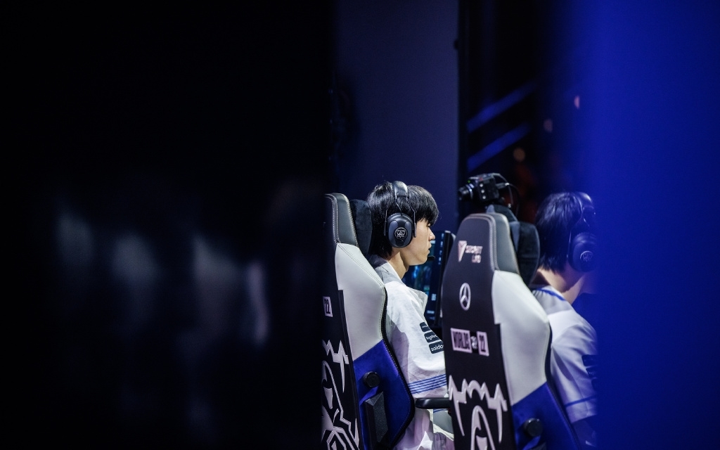 “我们从RNG、V5那学会新战术”，Deft吐露RNG落败原因