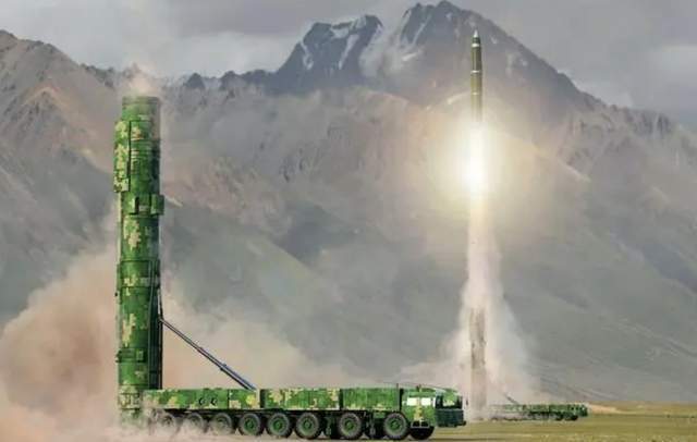 东风-51是东风-41升级版，智能化重型洲际导弹，拥有全球覆盖打击能力_腾讯新闻