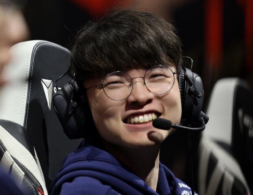 外媒爆料faker转会，LCS给500万就去，却拒绝LPL的1000万_腾讯新闻