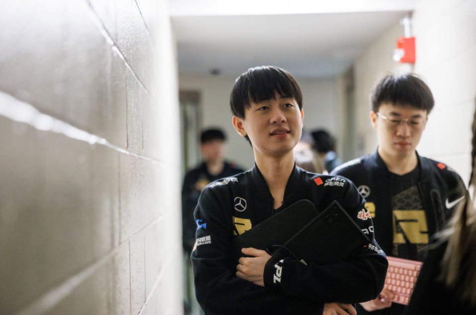 前瞻：YSKM交手Ale！RNG对阵LNG，小明仍缺席