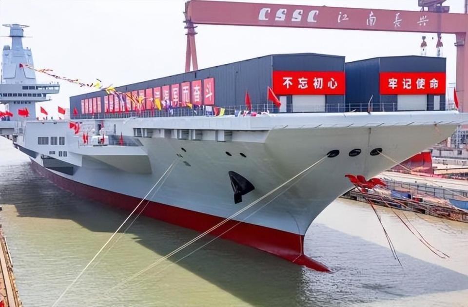 93000立方米！全球最大LNG船交付，造船业最后的明珠已被我国征服_腾讯新闻