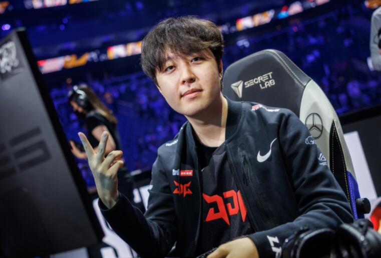 GRF事件终于出结果了，kanavi可能被判坐7年牢，粉丝建议移民中国