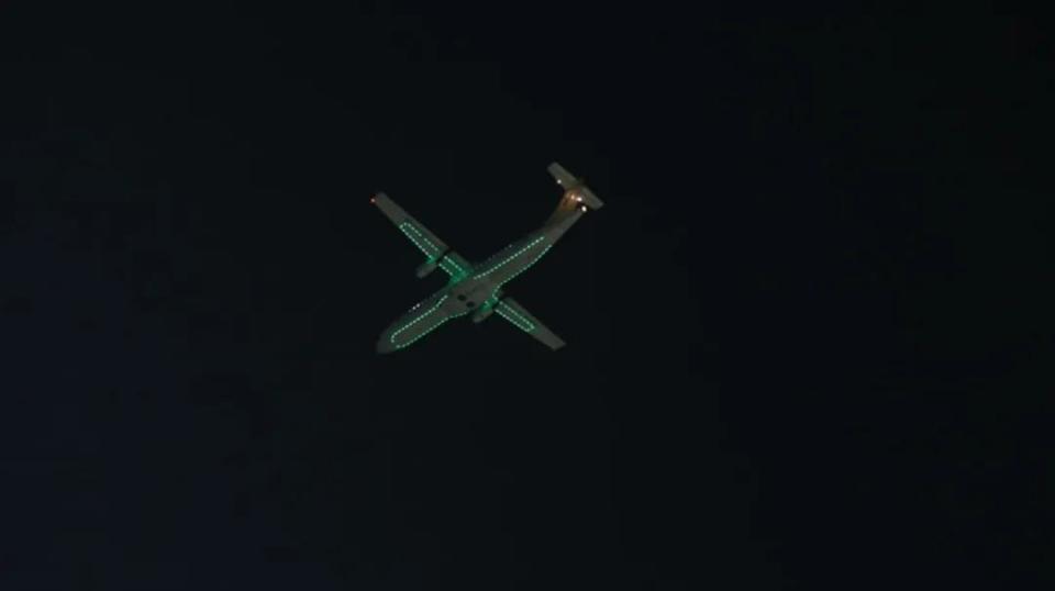 夜空亮剑！缅甸建军80周年，敏昂莱大阅兵！喊话：国防军“永不向恐怖主义妥协”！_腾讯新闻