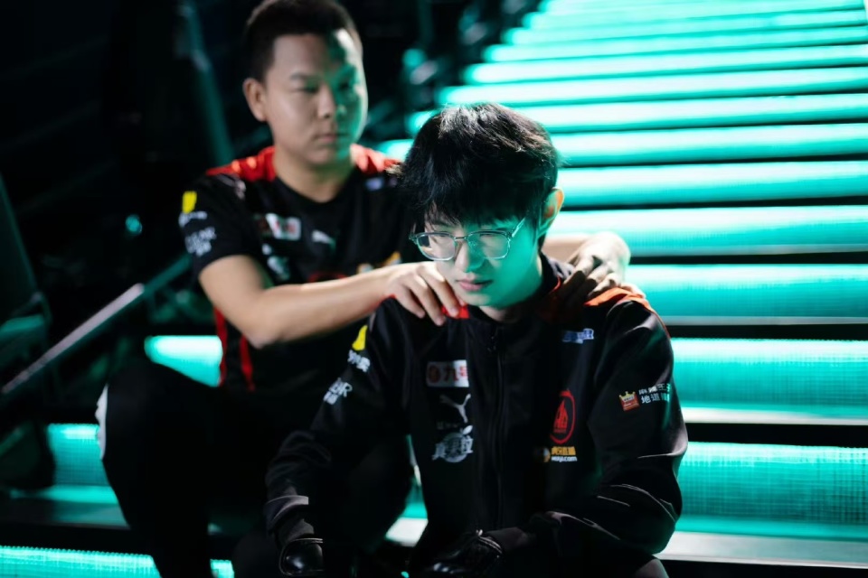 AG4-2狼队，队史第4冠到手！KPL进入“AG年”，长生地位仅次一诺_腾讯新闻