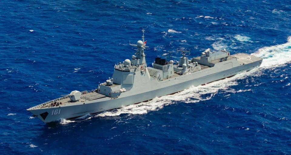 海外谈中国：052D型驱逐舰升级后配备新款相控阵雷达 增强海军作战优势_腾讯新闻