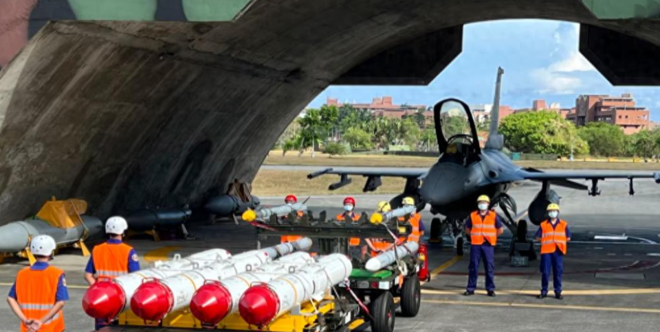 赖清德提醒美国：“台湾不保”会有严重后果_腾讯新闻