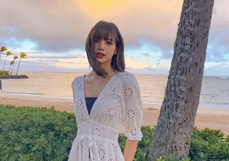 Lisa闯美成功，将开启影视新赛道，资源或已彻底迎来飞升！_腾讯新闻