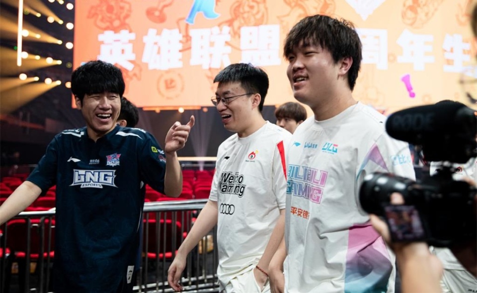 左雾坦诚LNG真正核心是scout，一锤定音的是gala：能终结比赛_腾讯新闻