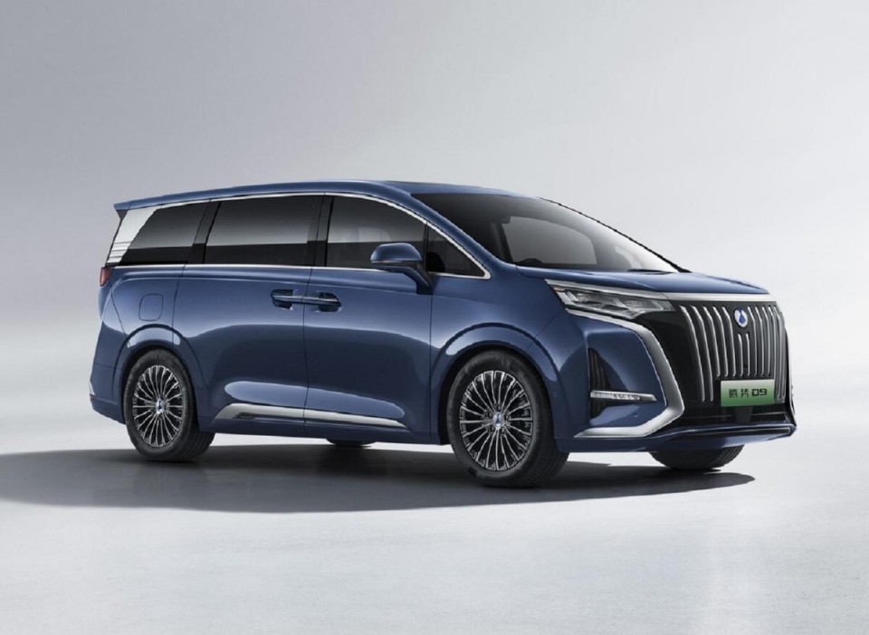 6月MPV销量出炉：腾势D9首次夺冠，别克GL8同比大跌44%_腾讯新闻