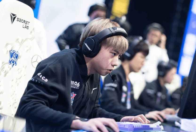 JDG过亿，RNG为4000万？前V5教练透露部分战队薪资