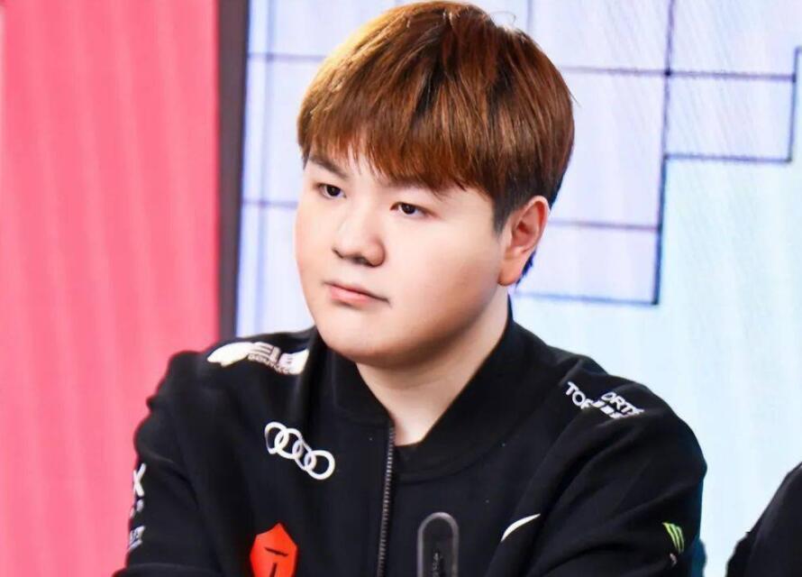 Doinb出现在zoom直播间？全程没被封号，符合复出标准了_腾讯新闻