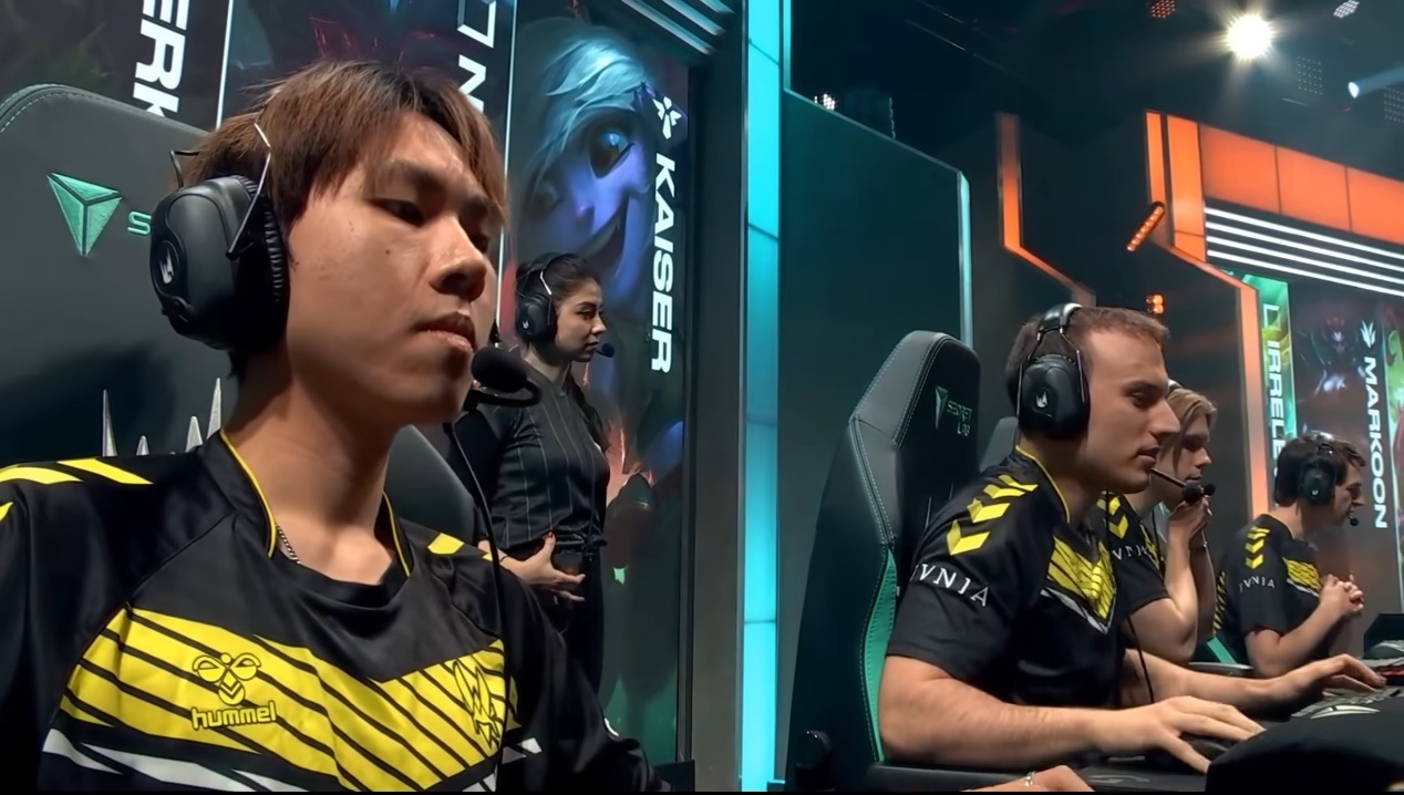 Bo不败金身告破，VIT付出惨痛代价，BP太过抽象，Perkz赛后安慰