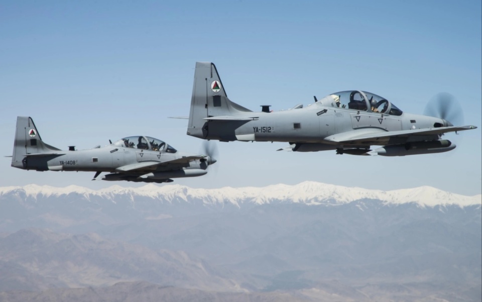 巴铁阿富汗局势升温，红旗7导弹击落A29攻击机，中械巴铁占据上风_腾讯新闻