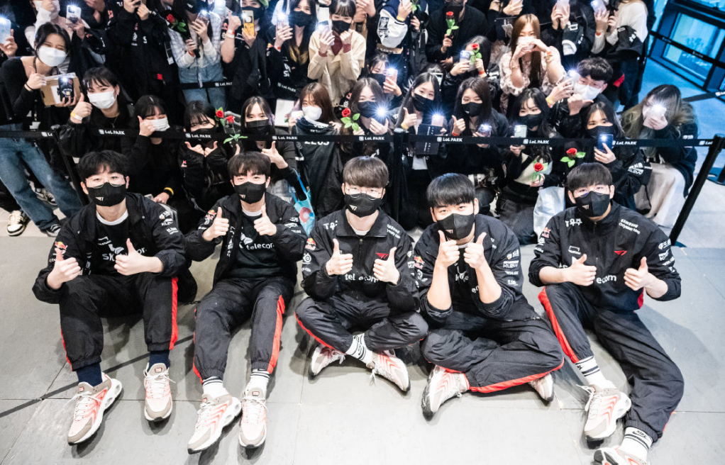 战胜GEN！T1晋级2023MSI，Faker放狠话