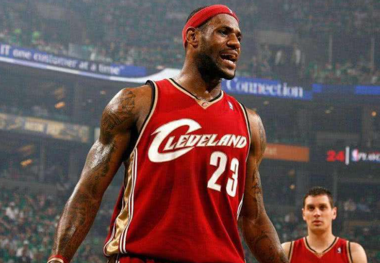 季后赛抢七大战场均30+有多难？NBA5人做到，库里场均32.6分第四_腾讯新闻