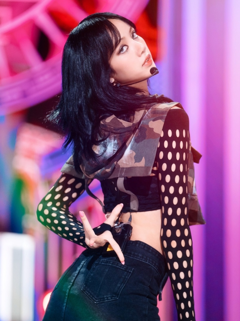 Lisa参演的五场疯马秀结束了，有谁获得自由了吗？_腾讯新闻