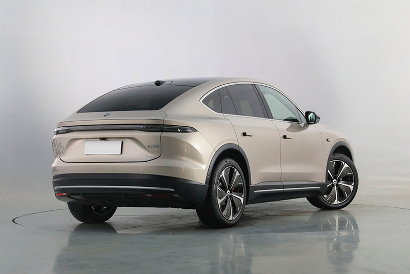 售35.80万元起 配激光雷达和电动尾翼 新一代蔚来EC6正式上市_腾讯新闻