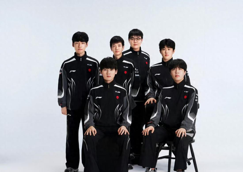 转会期大瓜三连炸：Bin 险些成 LCK 首位中援，BLG 疑解散重组_腾讯新闻