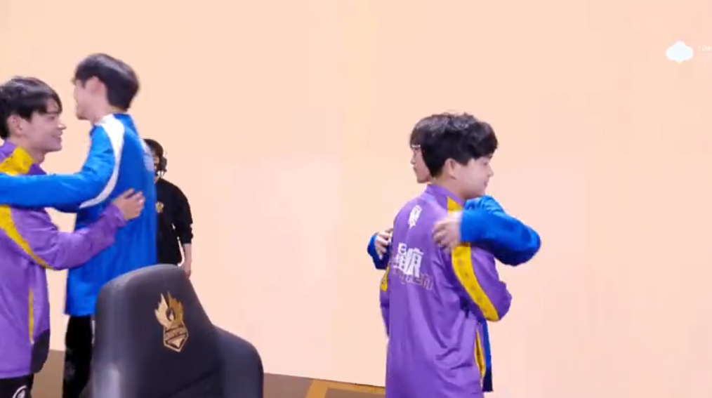 estar2-0hero，星痕重拾马超没效果，久哲面无表情，确实没办法