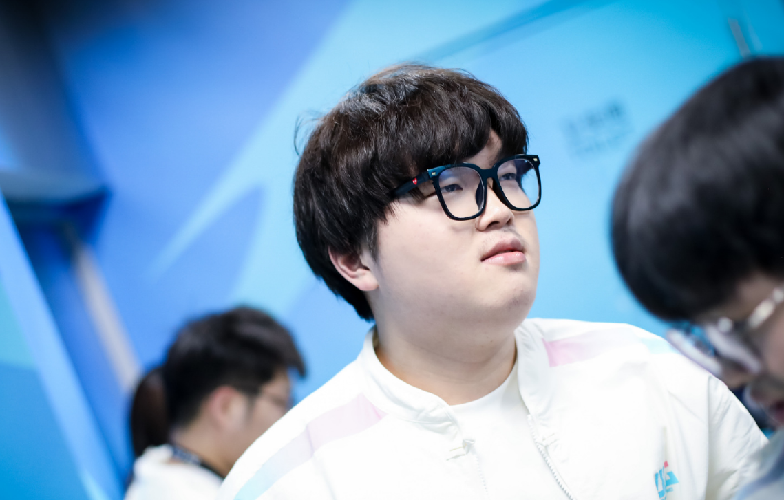 冲击MSI有望？Tabe加盟BLG，网友：钱就要花在刀刃上