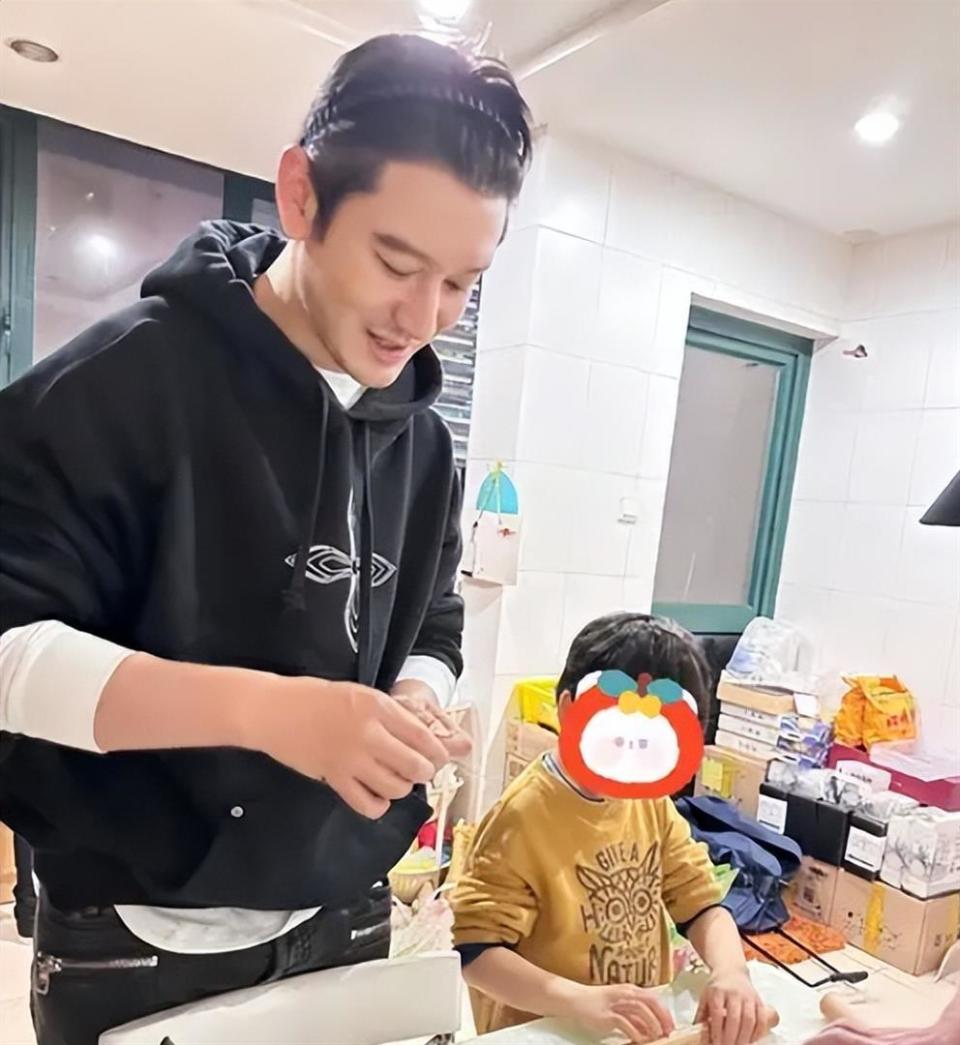 离婚不离心！黄晓明和前妻baby联手，给所有离婚夫妻上了一课_腾讯新闻