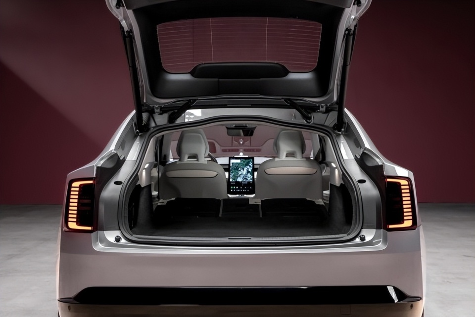 全新一代沃尔沃S90来了！单挑56E，绝美颜值，高超美感！_腾讯新闻