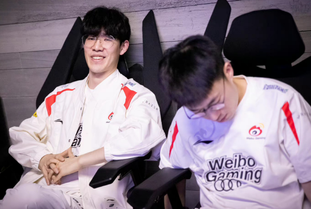 率WBG对决UP宁王，Theshy韩服豪取9连胜，段位让粉丝担忧