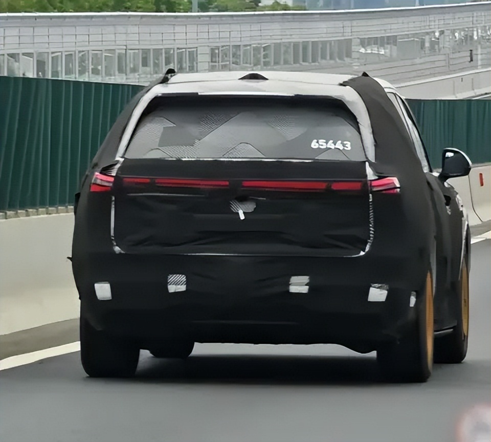 26年将上市的5台SUV：盲猜零跑D19 25万起，奇瑞宝马新车藏新技术_腾讯新闻