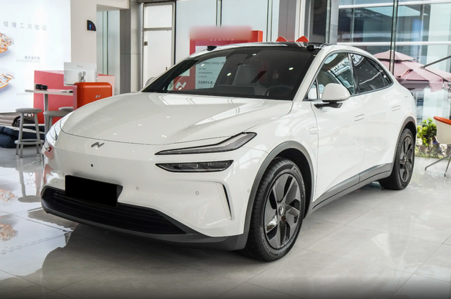 纯电中型SUV对决，乐道L60对决小鹏G7/G6，谁更好_腾讯新闻