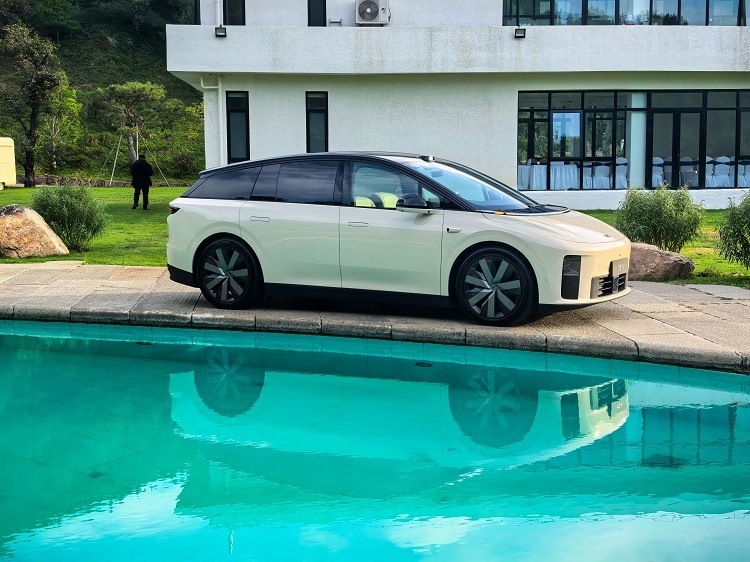 一个配置，23.98万起！理想i6，最大竞品是自家L6？_腾讯新闻