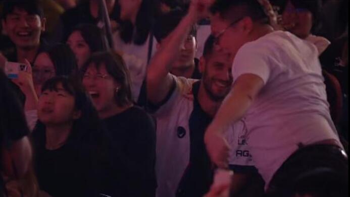 G2战队重蹈RNG覆辙，抽到NRG全员欢呼，结果一笑笑到S14_腾讯新闻