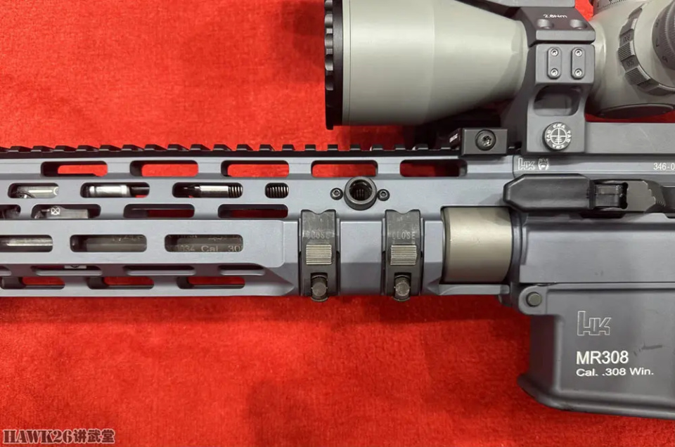 黑克勒-科赫MR308A6精确射手步枪“狙击灰”外观 左侧设置拉机柄_腾讯新闻