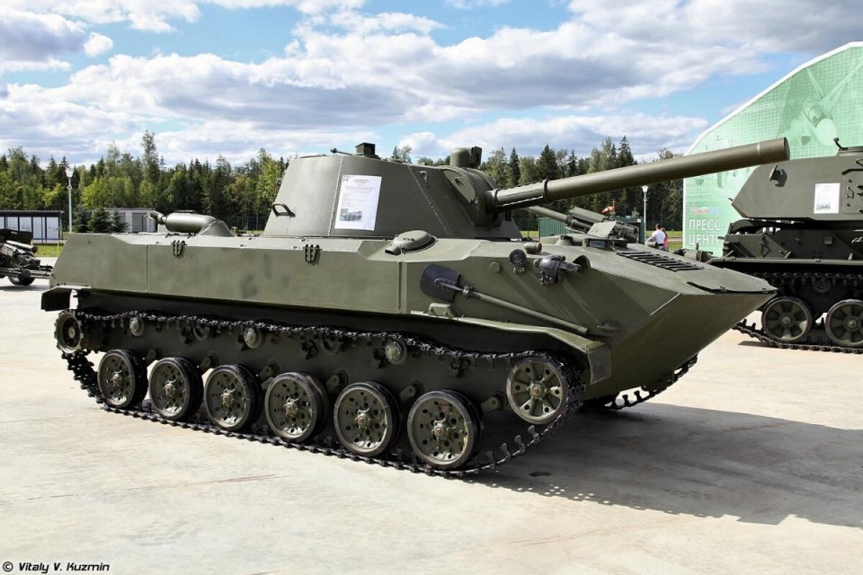 宝刀未老：俄军赞赏2S9-1M自行迫击炮 将其称为“火炮中的狙击步枪”_腾讯新闻