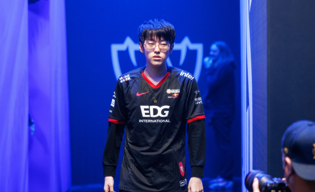 Scout真要去T1？HLE官宣：S12冠军中上正式加盟