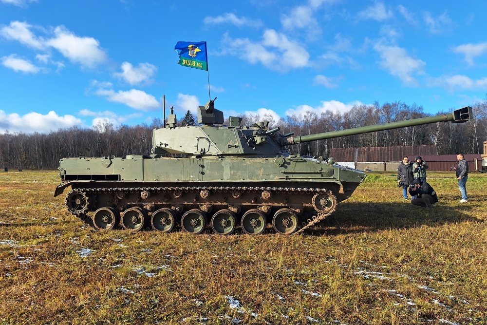 2S42“莲花”自行迫榴炮进入国家测试阶段 俄军新型120毫米支援武器_腾讯新闻