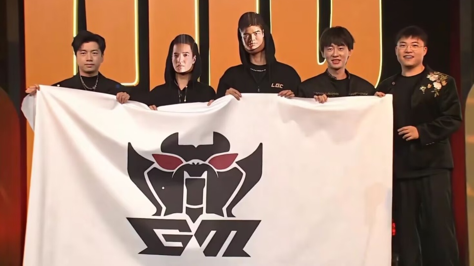 老头杯S2阵容出炉：MLXG选三个韩援，Doinb巴黎队夺冠概率最高_腾讯新闻