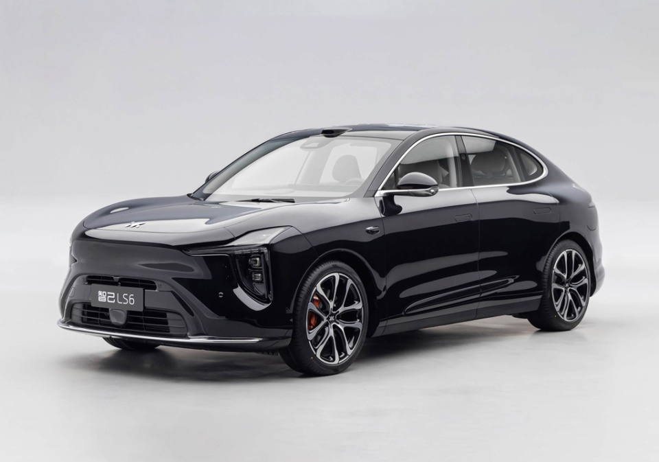 新一代智己LS6上市 增程版纯电续航450公里 权益价19.79万起_腾讯新闻