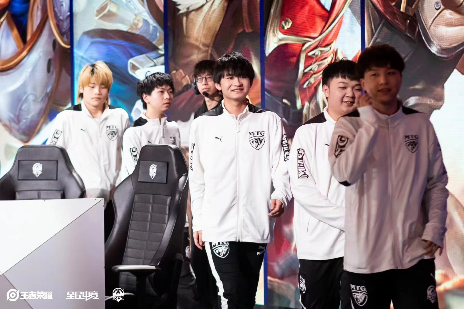 变天了！KPL“佛猴狼星”F4格局被破，多支队伍开启物极必反模式