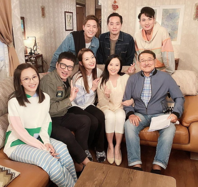 44岁港星甄咏珊宣布离巢TVB，16岁出道为父还债，今年仅拍一部剧_腾讯新闻