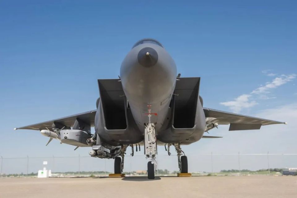 韩国空军7年来首射金牛座巡航导弹，应对紧张局势秀肌肉_腾讯新闻