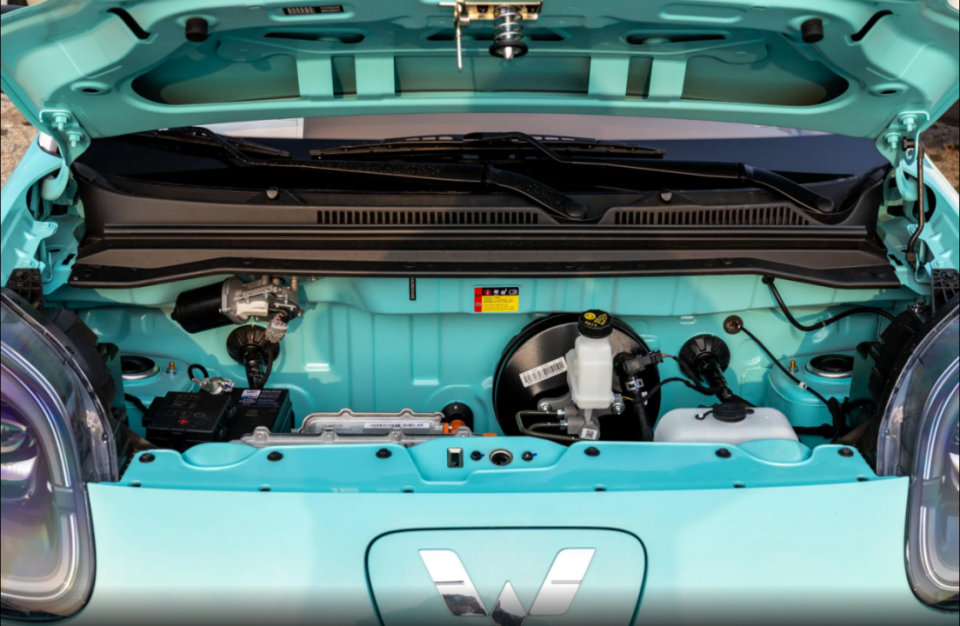 主打一个精致代步，宏光MINIEV对比零跑T03，谁更值得买？_腾讯新闻