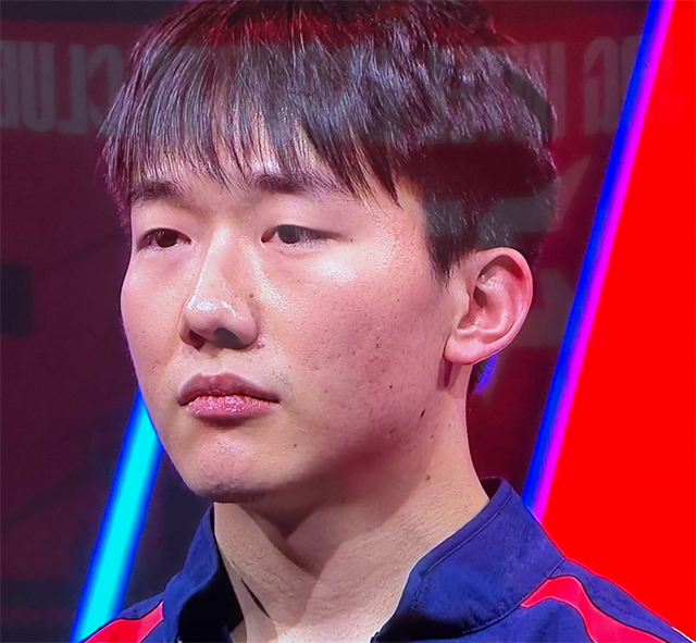 真走心了，JDG在WE的西安主场获胜，missing差点被女粉丝说哭了