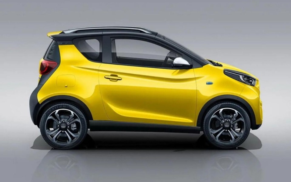 新款小蚂蚁上市，换新车标、内饰用无界Pro设计，卖7.79万贵了？_腾讯新闻