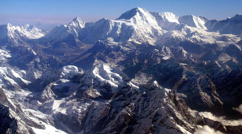 板块运动时刻不停，2.5亿年后的地球，将会回归超级大陆时代_腾讯新闻